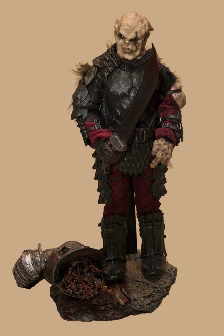 REVIEW: Asmus Toys’ 1/6th Scale Gothmog – Plastic and Plush