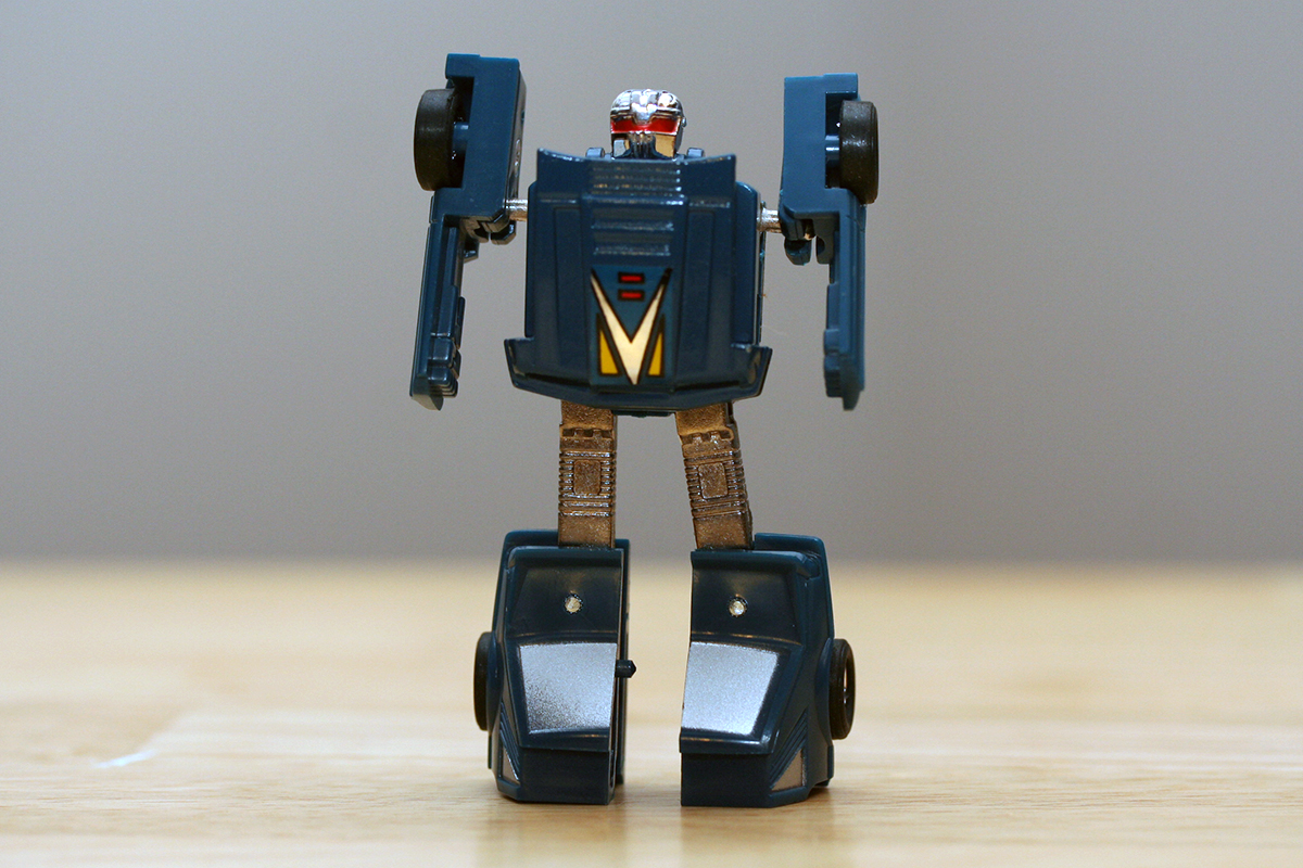 RETRO REVIEW: GoBots | Plastic and Plush