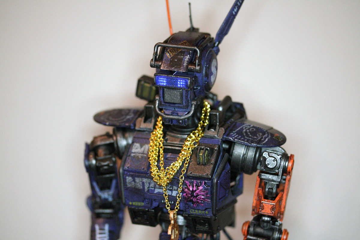 REVIEW: Threezero’s 1/6th scale Chappie – Plastic and Plush