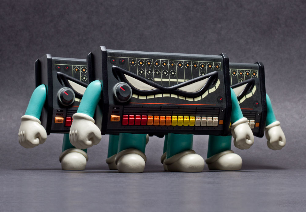 Patrick Wong’s TR-808 Rhythm Composer – Plastic and Plush