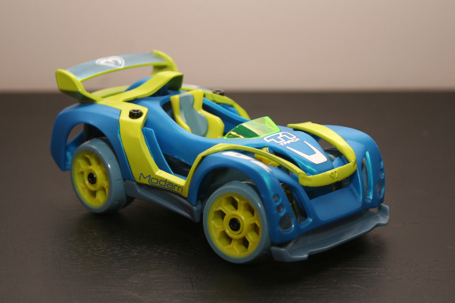 REVIEW: Modarri – The Ultimate Toy Car – Plastic and Plush