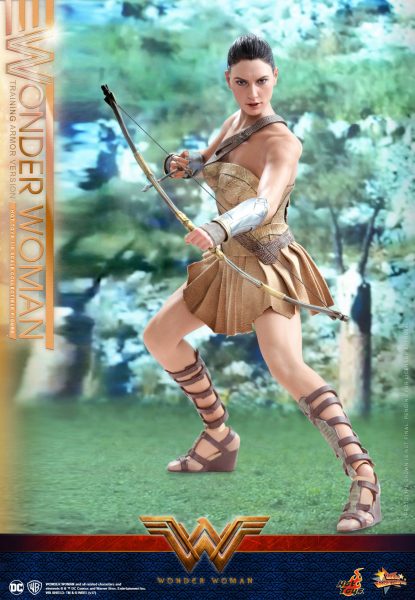 Hot Toys' 1/6th scale Wonder Woman (Training Armor Version)