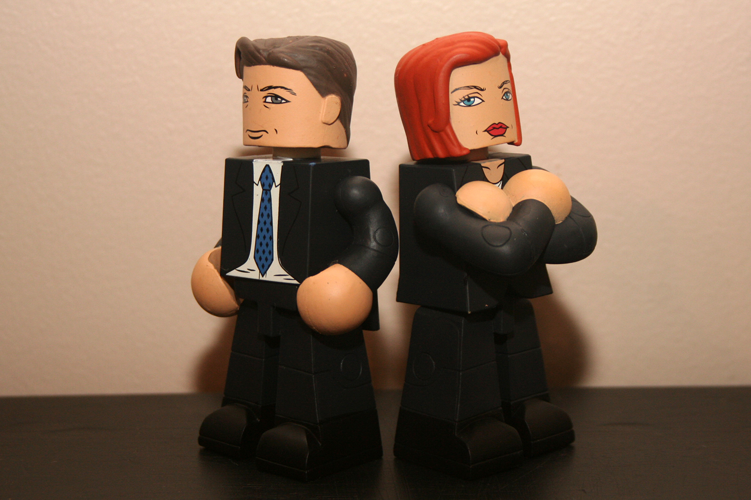 REVIEW: The X-Files Vinimates – Plastic and Plush